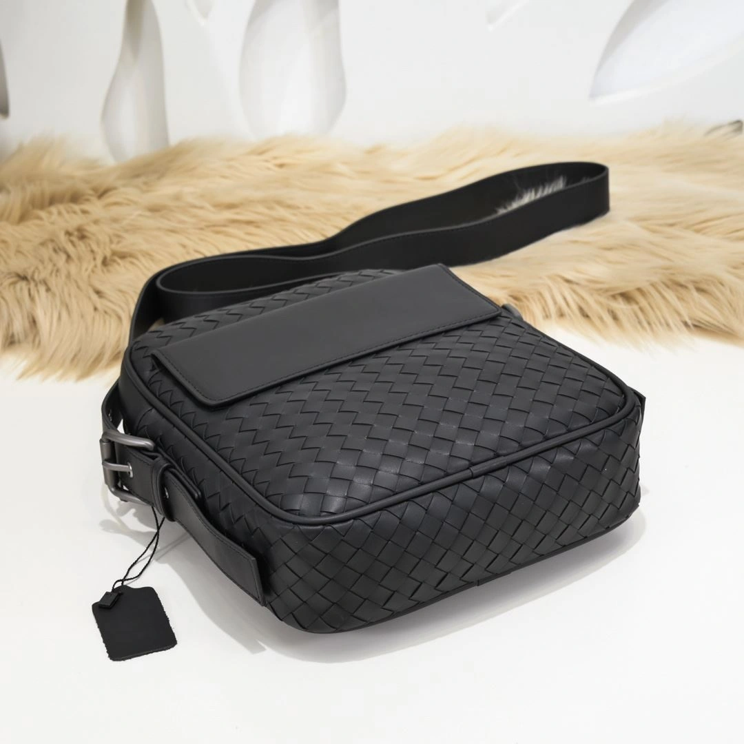 Official Mens Bottega Veneta Satchel Bags