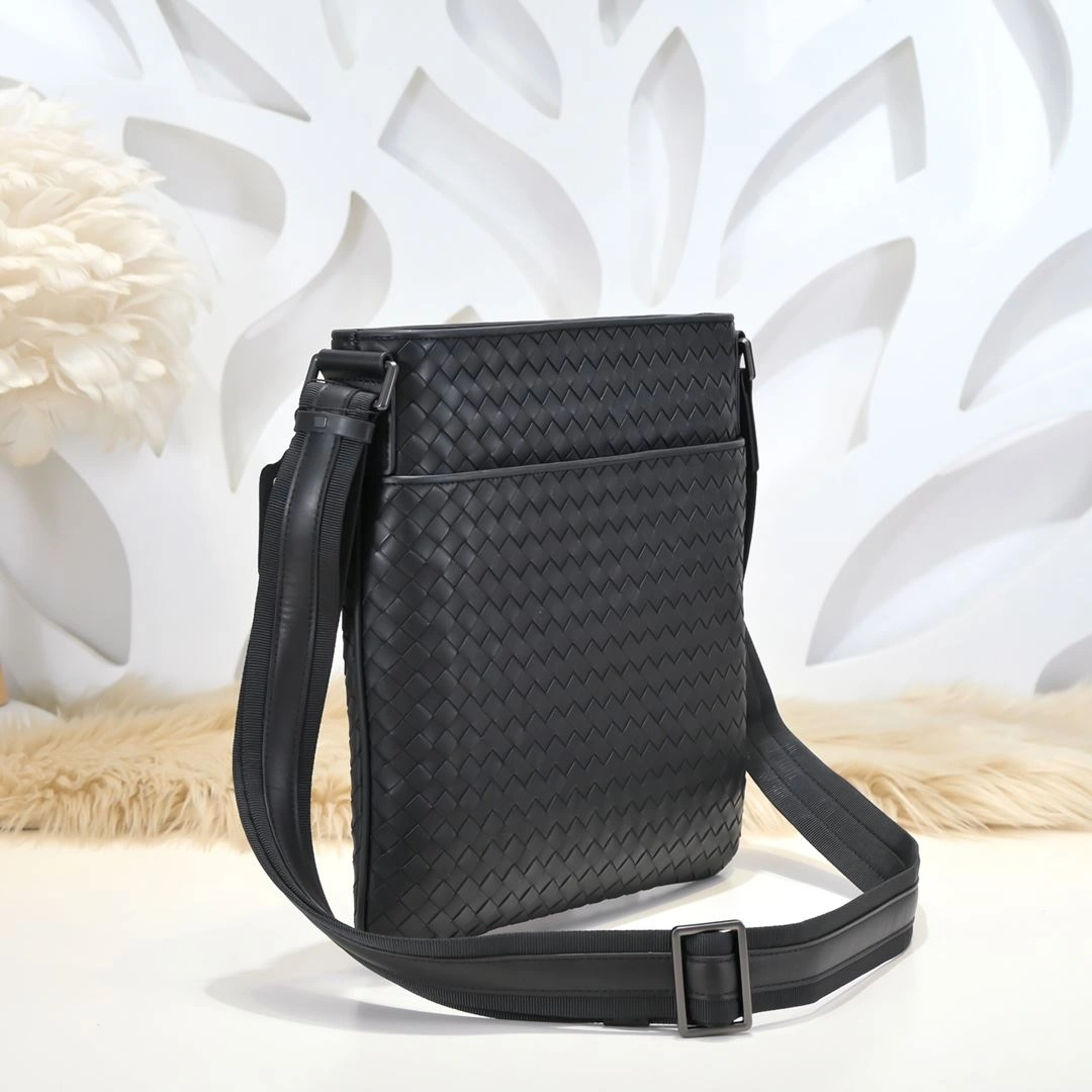 Official Mens Bottega Veneta Satchel Bags