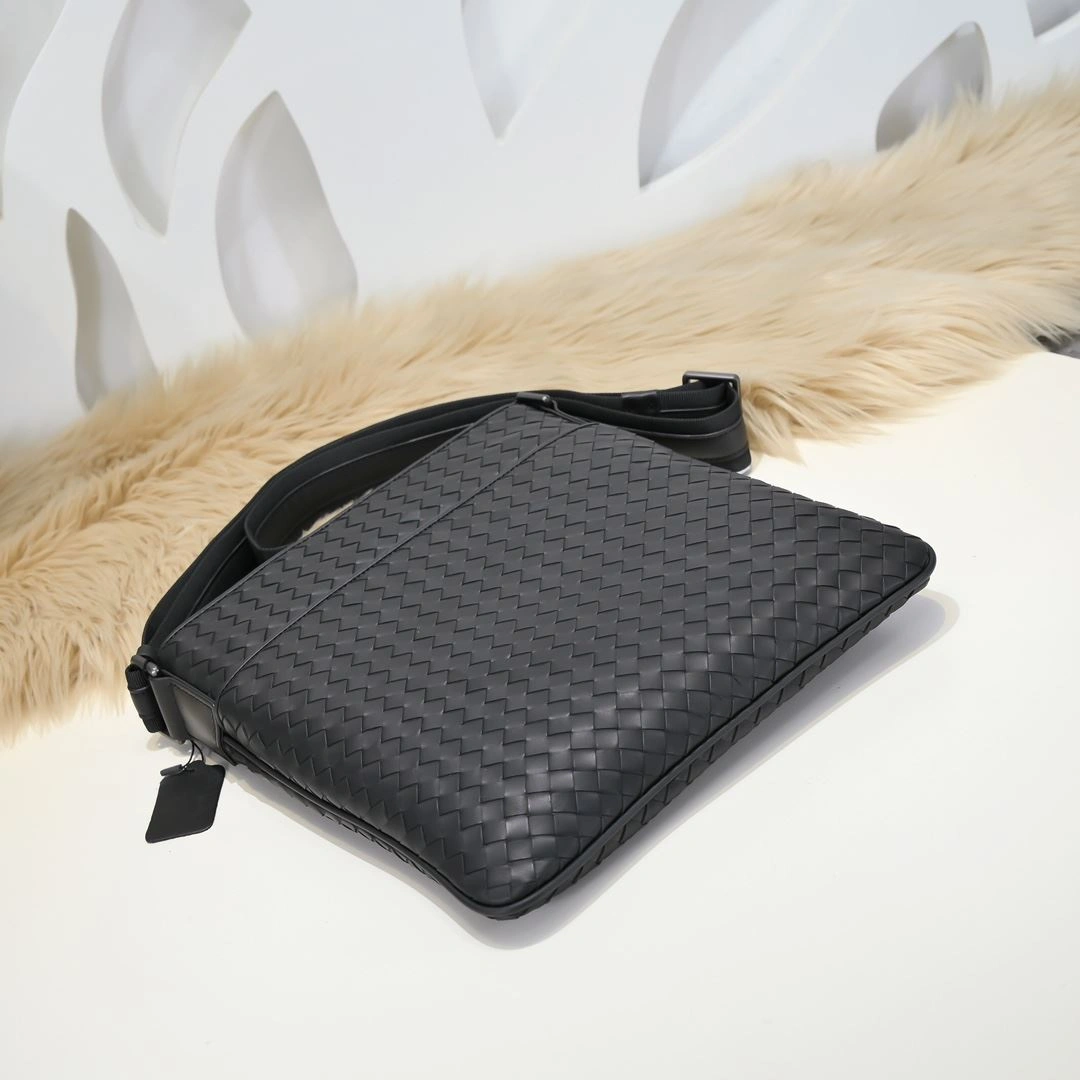 Official Mens Bottega Veneta Satchel Bags