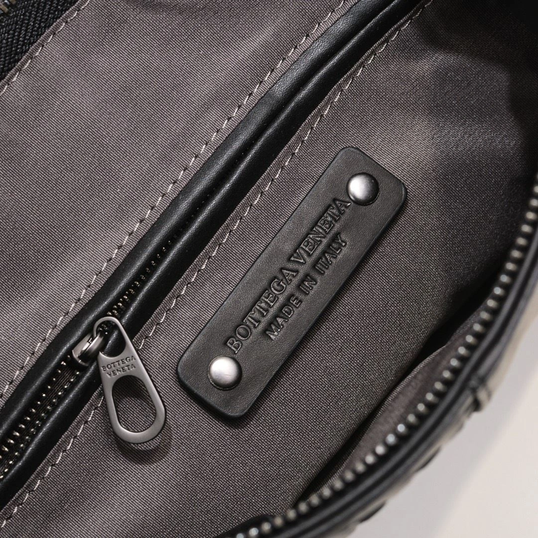 Authentic Mens Bottega Veneta Satchel Bags