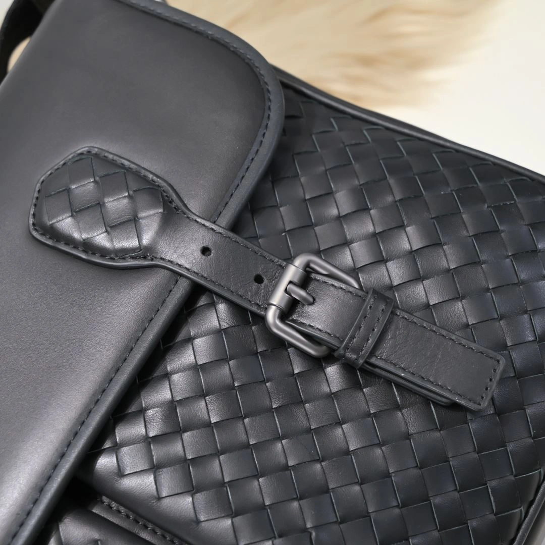 Original Mens Bottega Veneta Satchel Bags