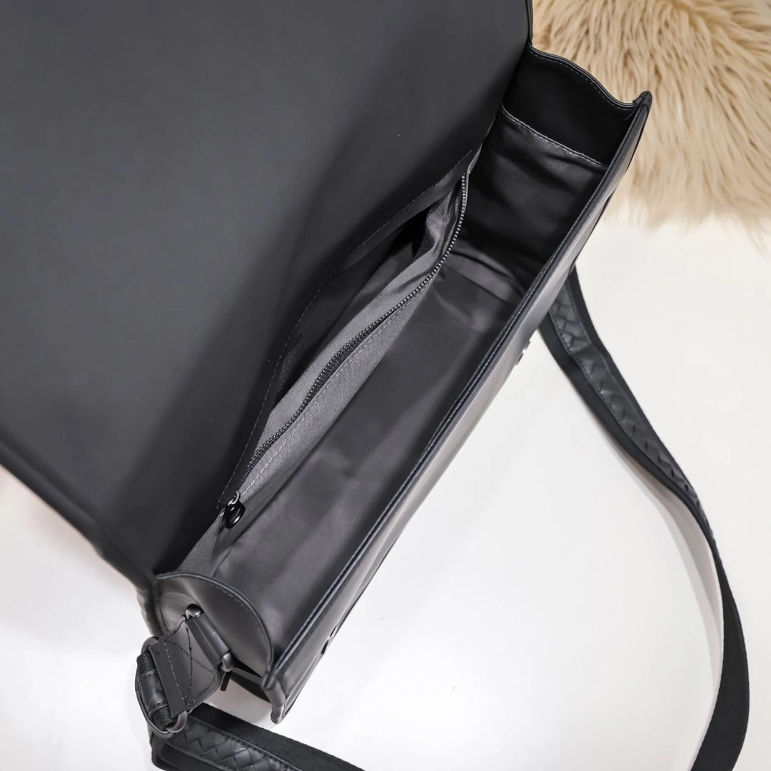Economical Mens Bottega Veneta Satchel Bags