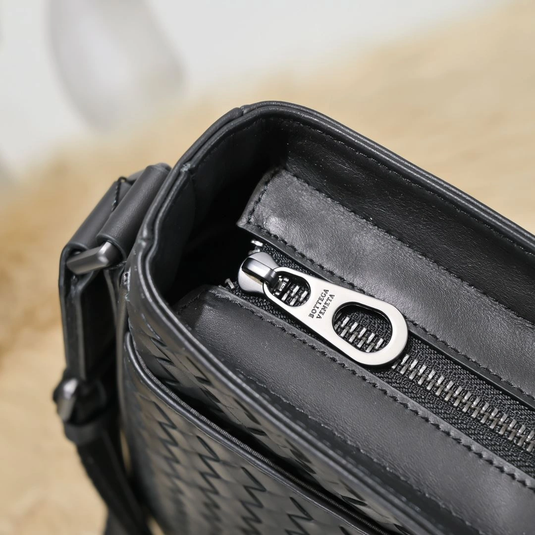 Low-cost Mens Bottega Veneta Satchel Bags