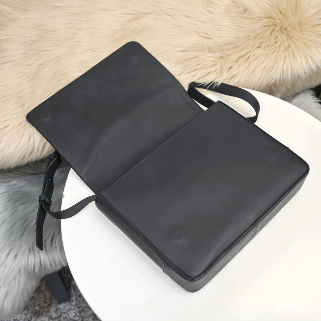 Inexpensive Mens Bottega Veneta Satchel Bags