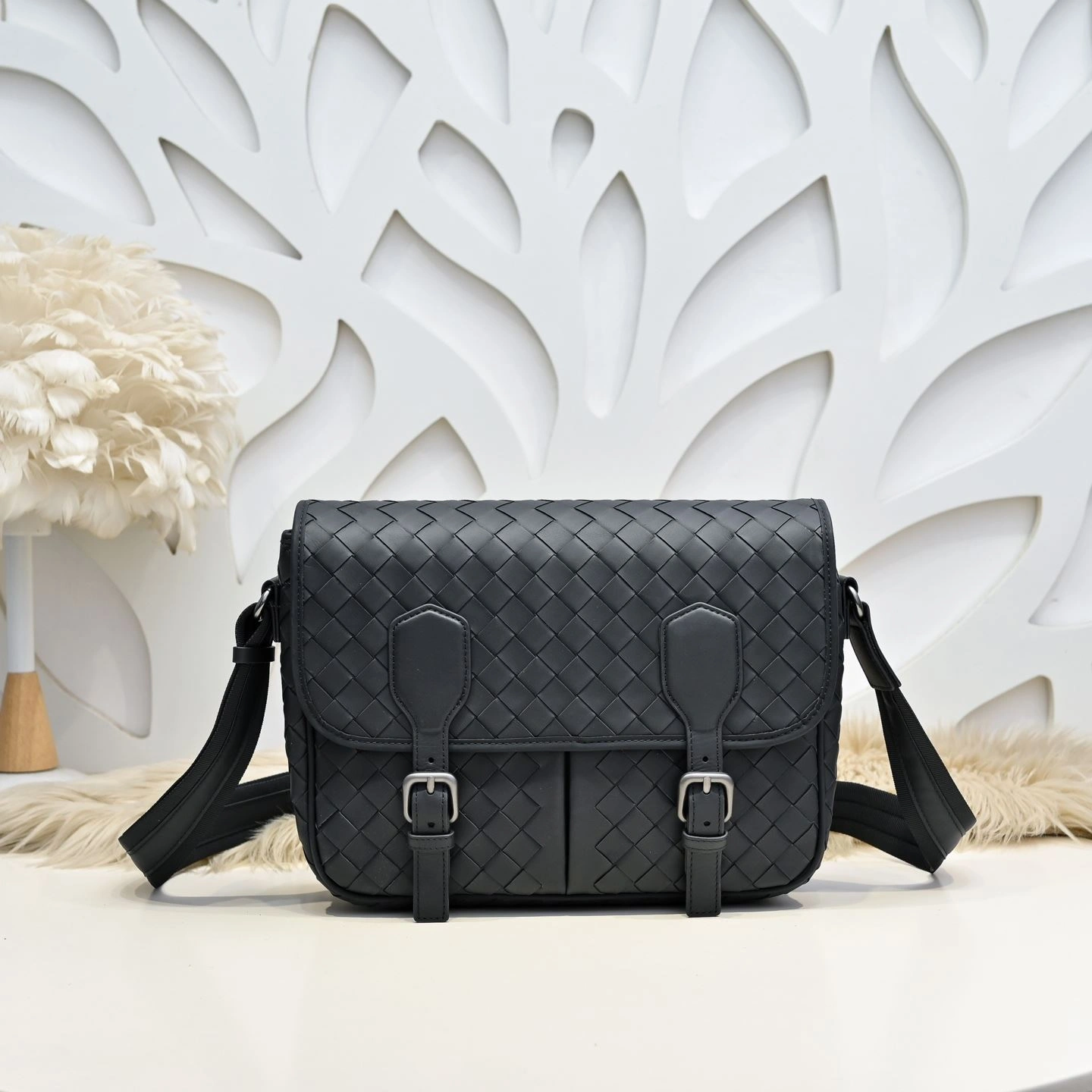 Mens Bottega Veneta Satchel Bags