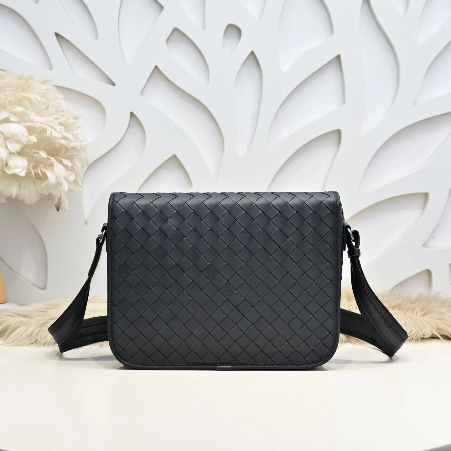 Low-cost Mens Bottega Veneta Satchel Bags