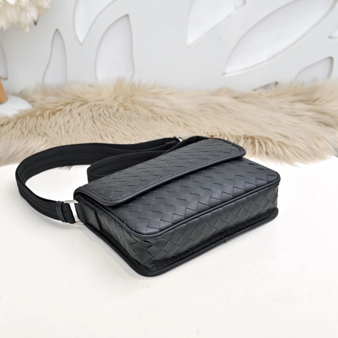 Exact replica Mens Bottega Veneta Satchel Bags