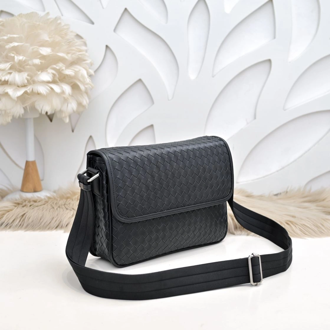 High accuracy Mens Bottega Veneta Satchel Bags