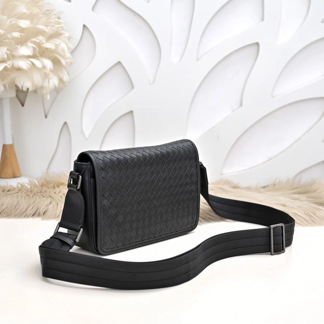 High fidelity Mens Bottega Veneta Satchel Bags