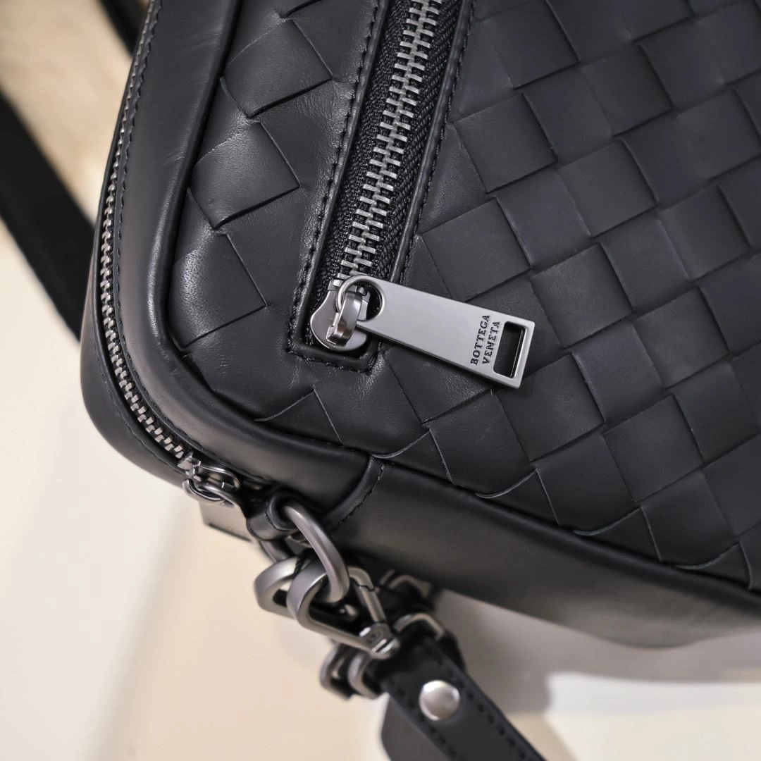 Perfect replica Mens Bottega Veneta Satchel Bags
