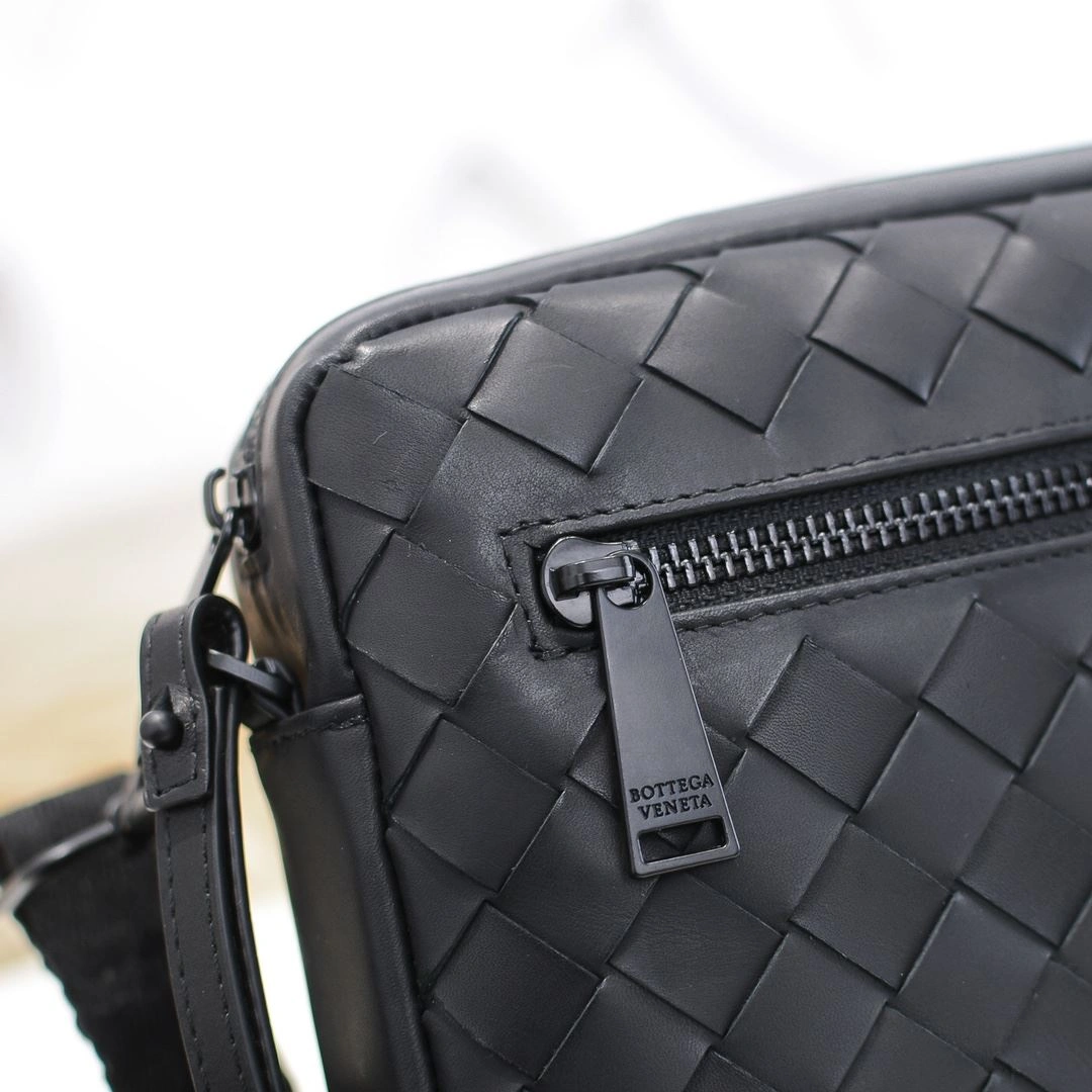 1:1 copy Mens Bottega Veneta Satchel Bags