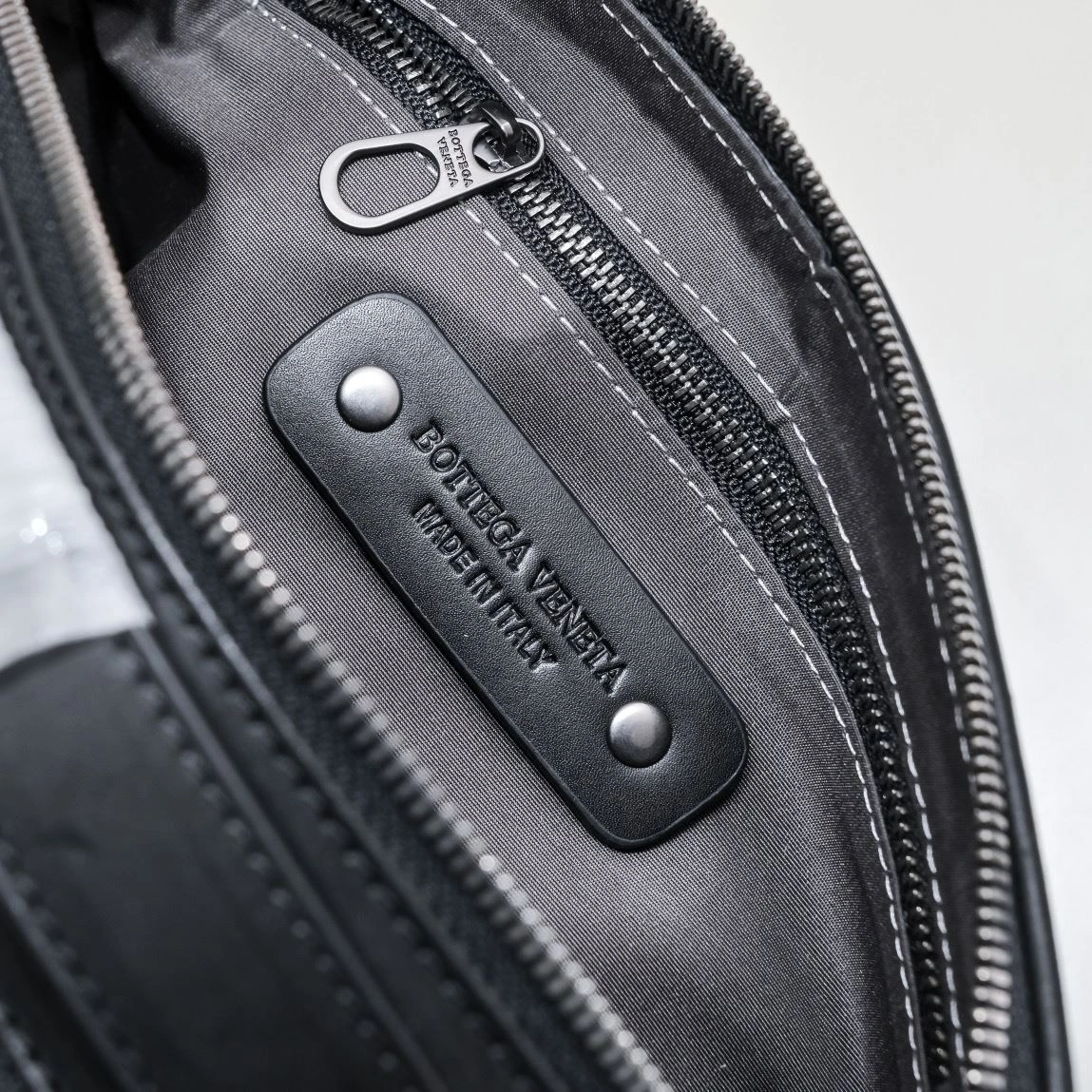 Legit Mens Bottega Veneta Satchel Bags