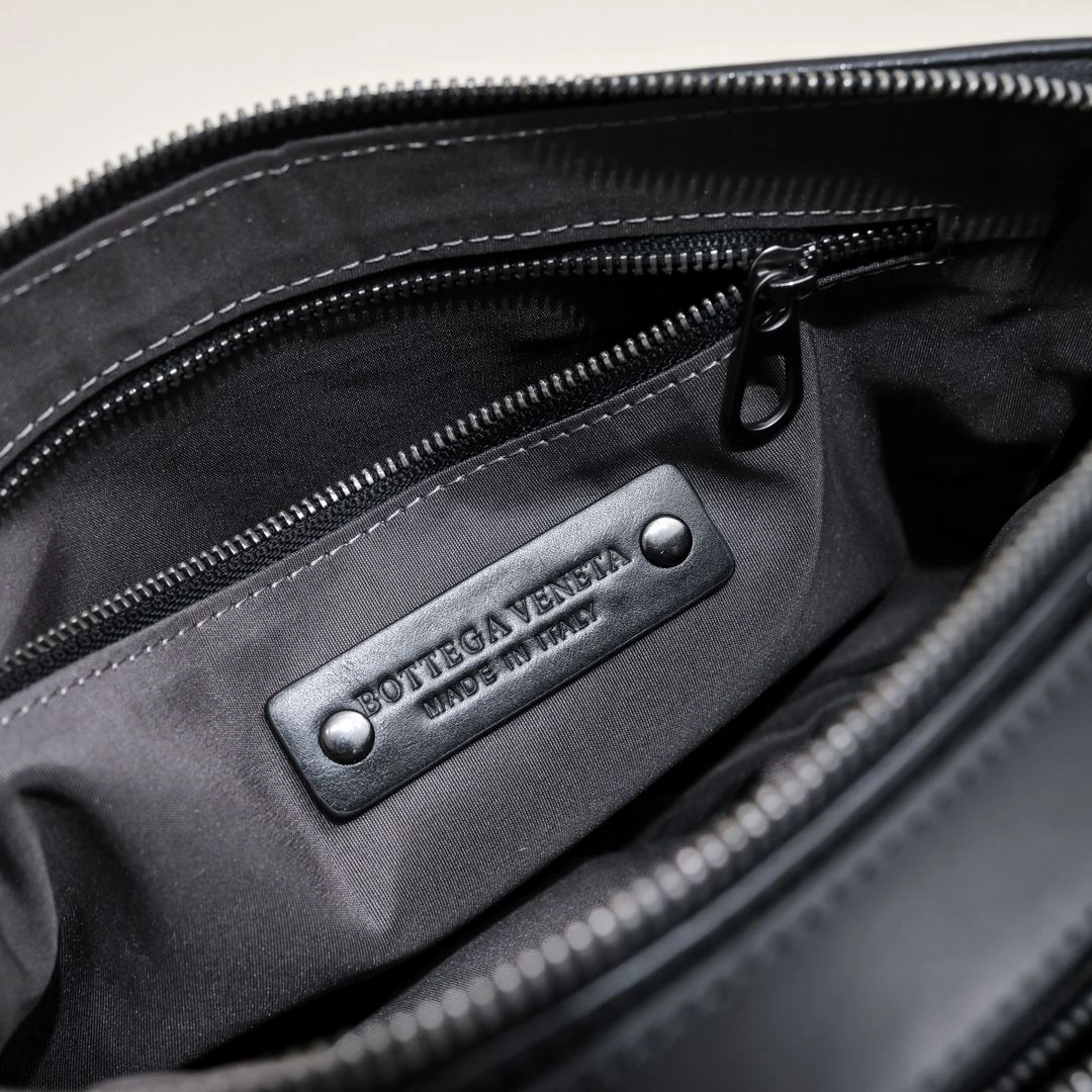 Brand-authenticated Mens Bottega Veneta Satchel Bags