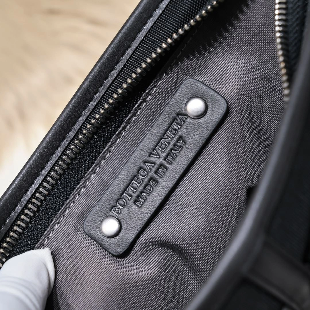 Real Mens Bottega Veneta Satchel Bags