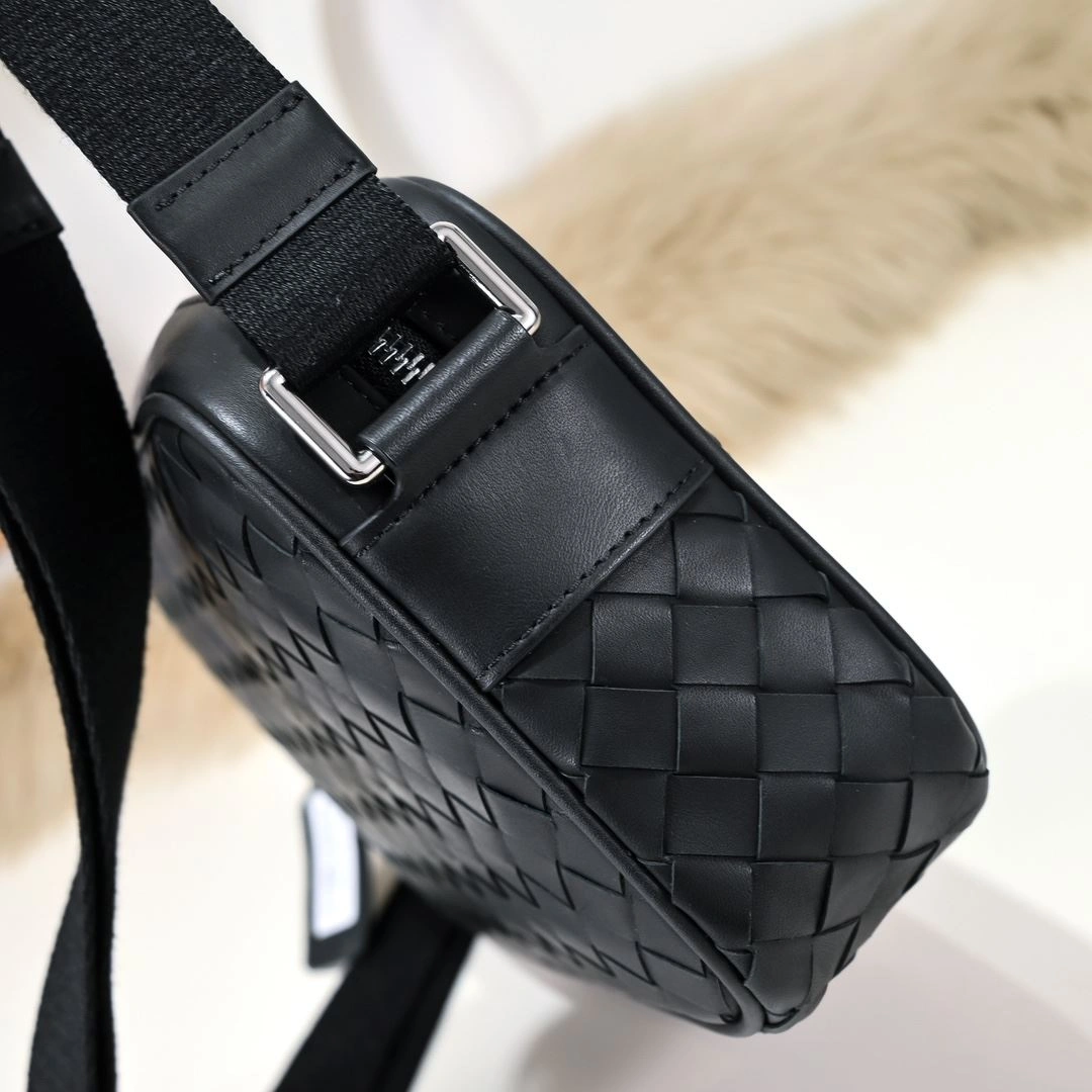 Value-priced Mens Bottega Veneta Satchel Bags