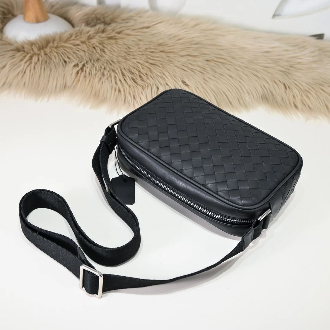 Value-priced Mens Bottega Veneta Satchel Bags