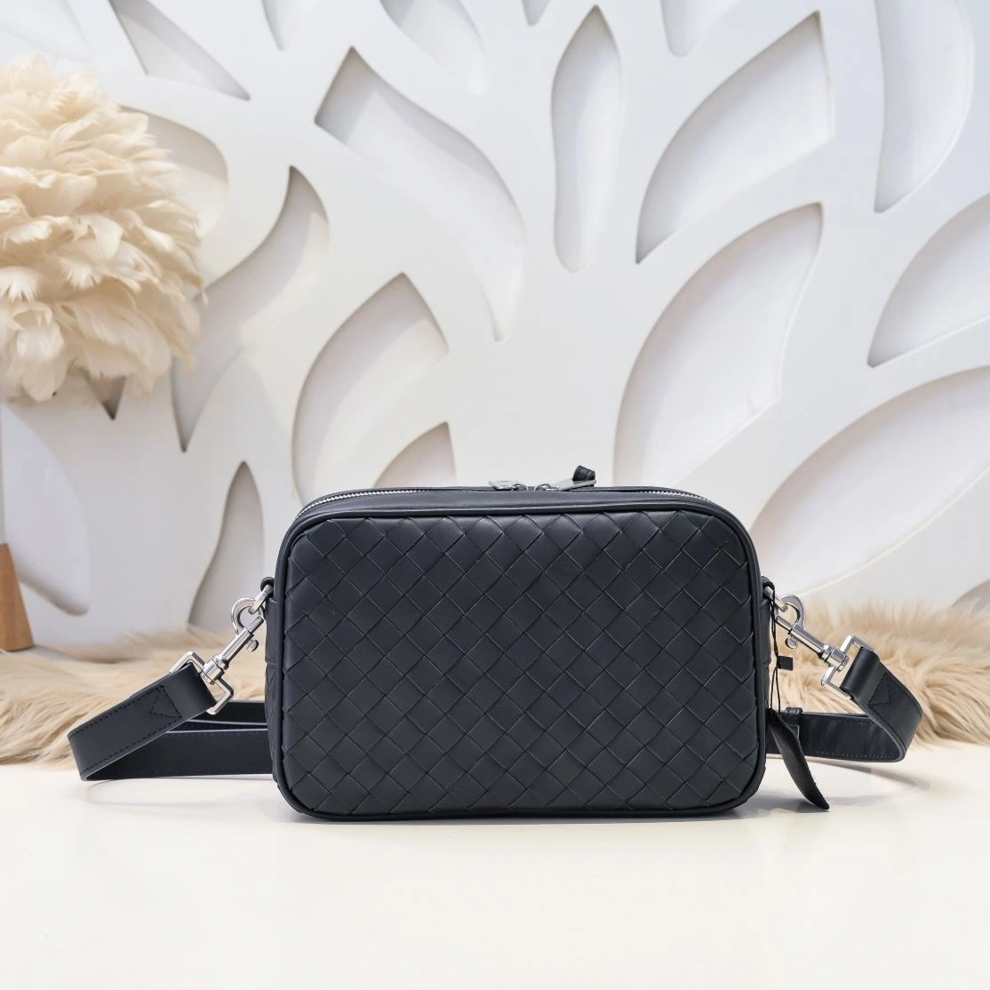 Genuine Mens Bottega Veneta Satchel Bags