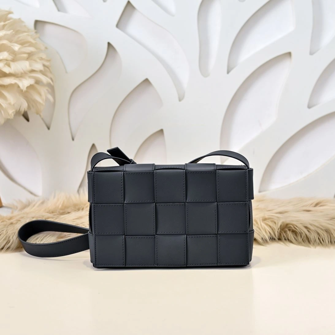 Mens Bottega Veneta Satchel Bags