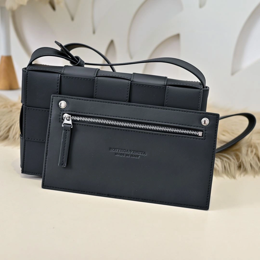 Brand-original Mens Bottega Veneta Satchel Bags