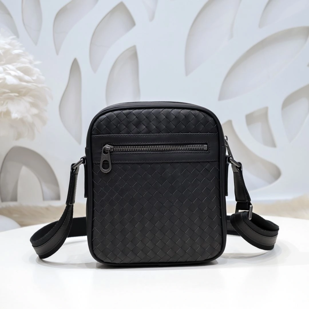 High accuracy Mens Bottega Veneta Satchel Bags