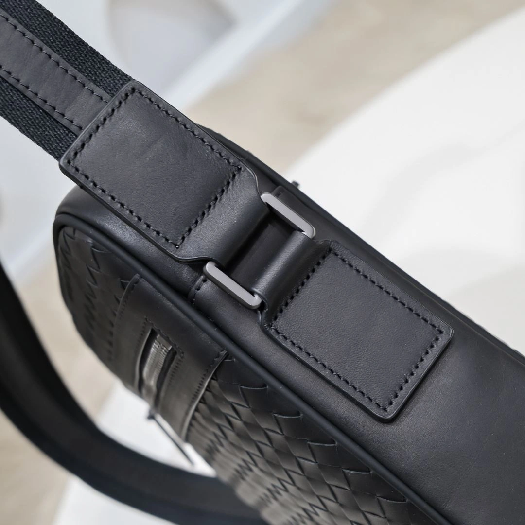 High accuracy Mens Bottega Veneta Satchel Bags