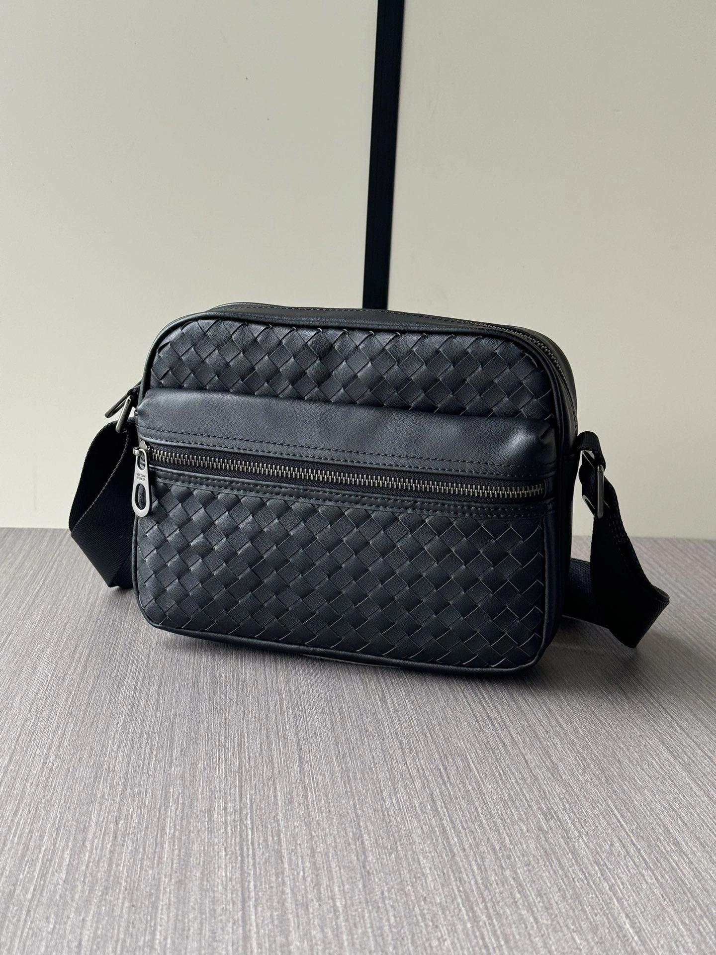Mens Bottega Veneta Satchel Bags