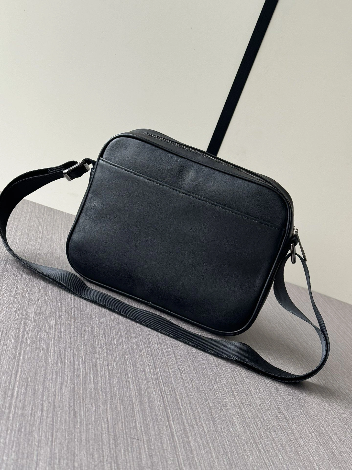 Cut-rate Mens Bottega Veneta Satchel Bags
