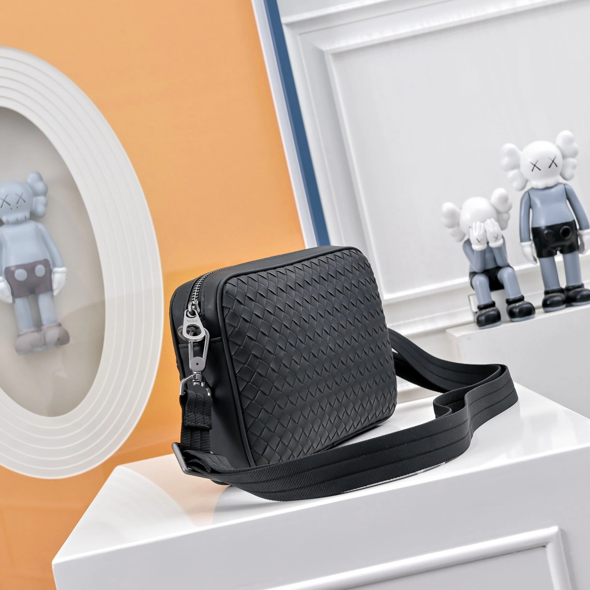 Economical Mens Bottega Veneta Satchel Bags