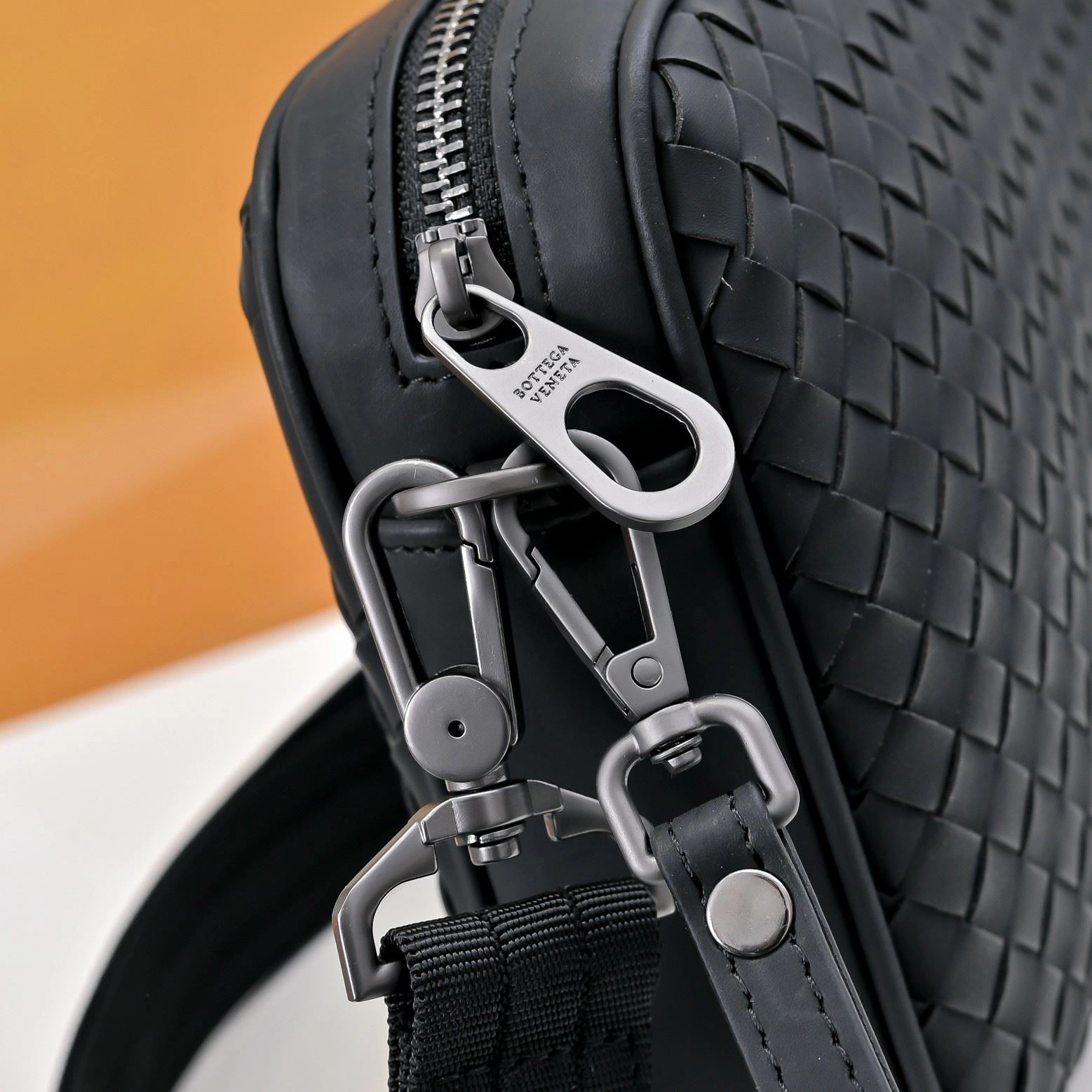 Economical Mens Bottega Veneta Satchel Bags