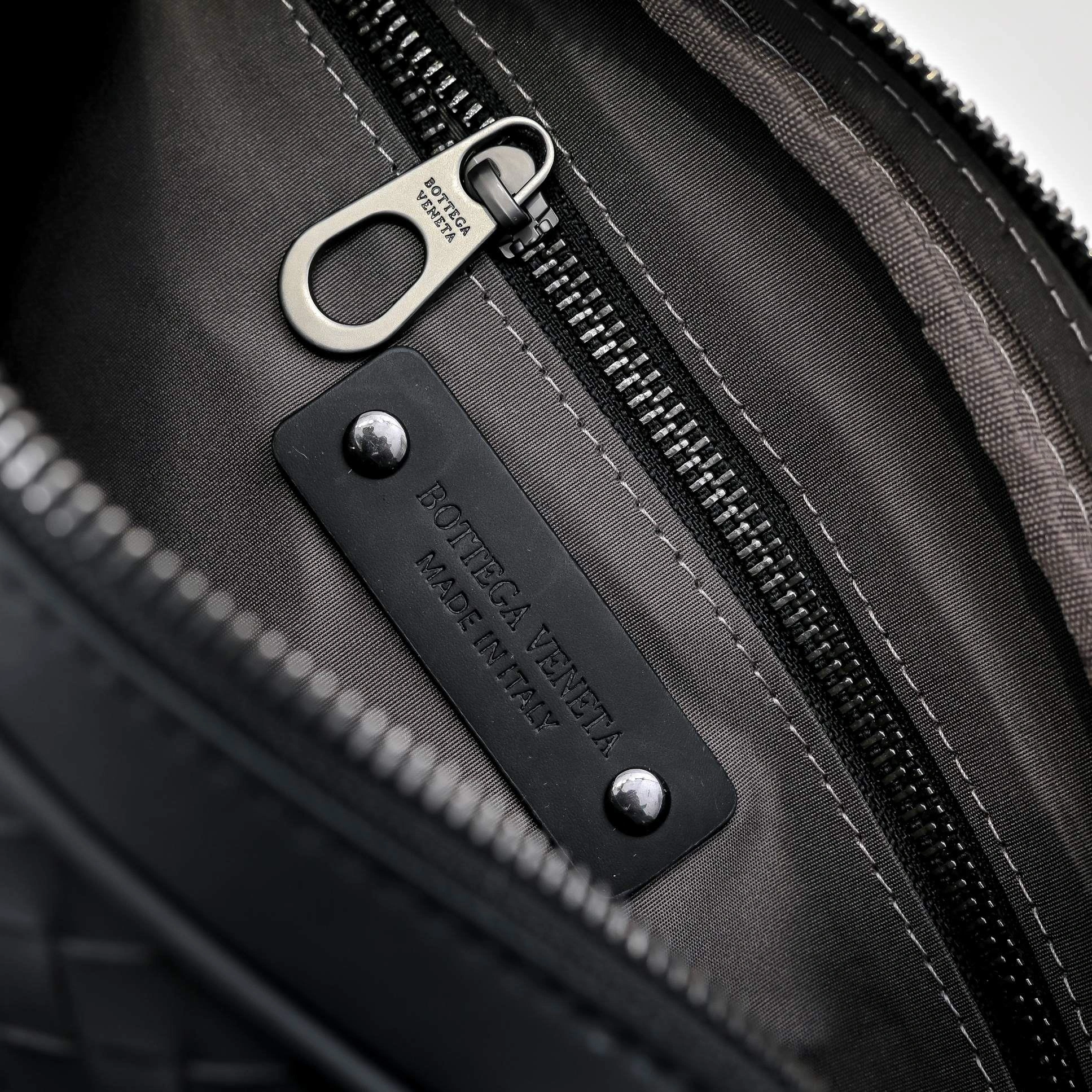 Economical Mens Bottega Veneta Satchel Bags
