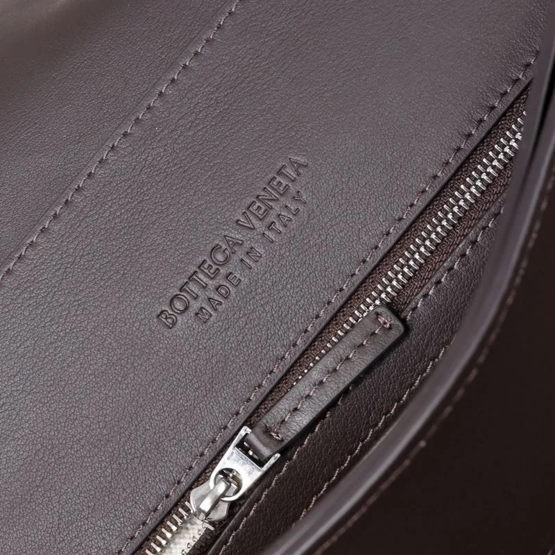 Bargain Mens Bottega Veneta Satchel Bags