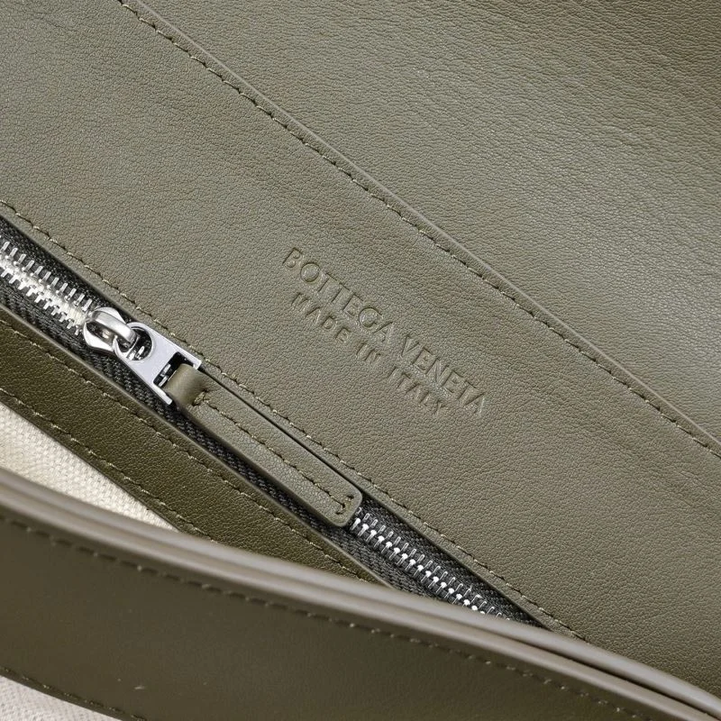 Economical Mens Bottega Veneta Satchel Bags