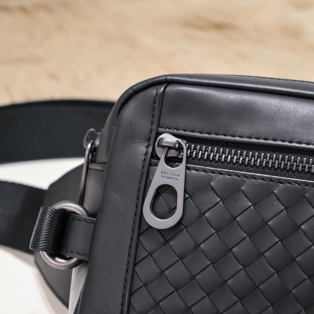 Top match Mens Bottega Veneta Waist Chest Packs