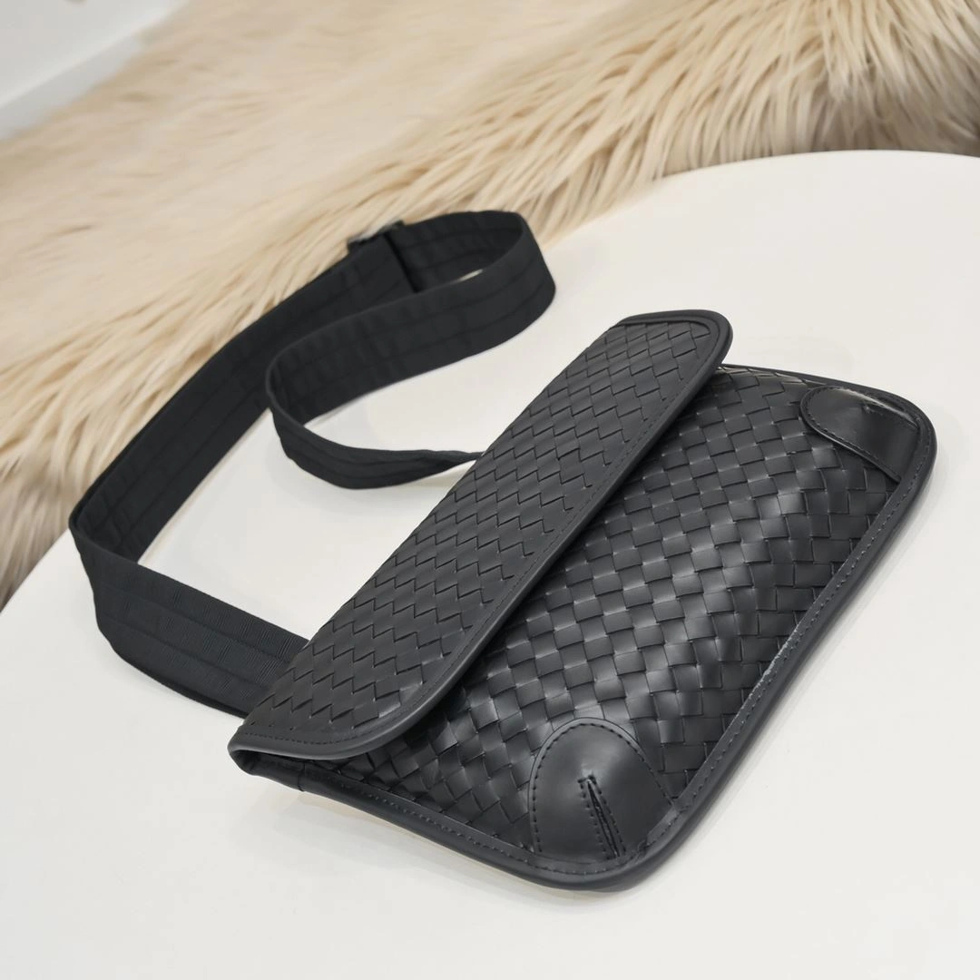 Top mirror Mens Bottega Veneta Waist Chest Packs