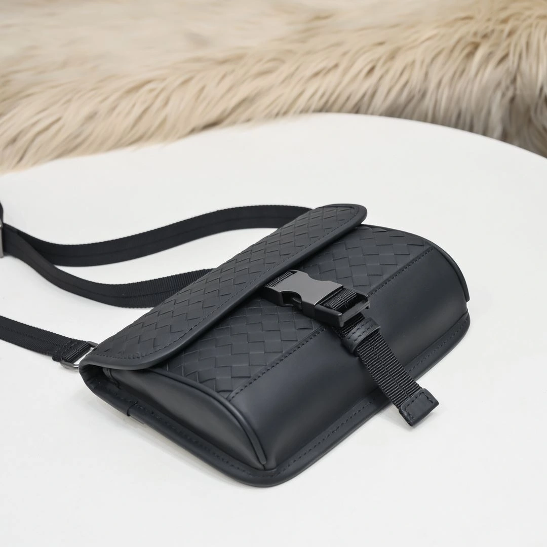 Economical Mens Bottega Veneta Waist Chest Packs