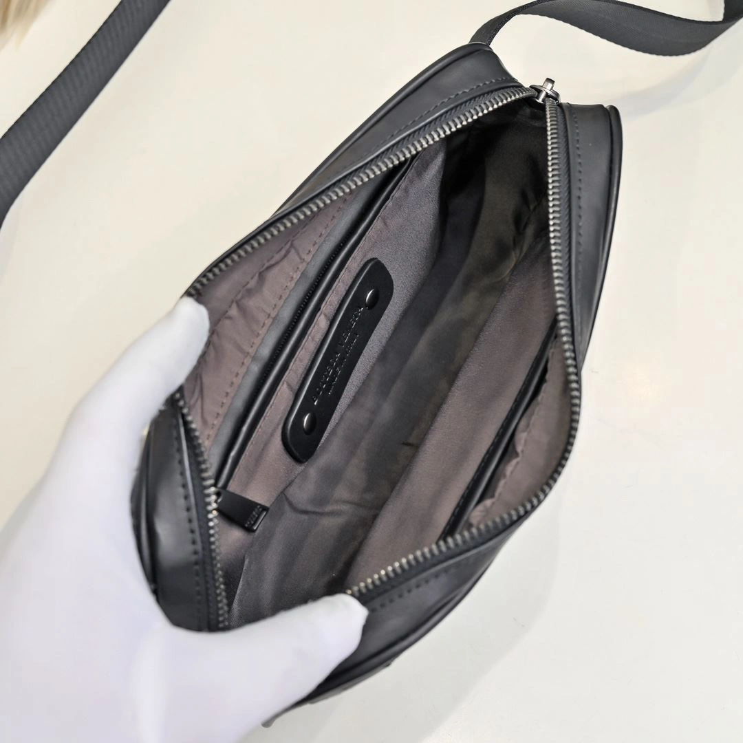 Mirror quality Mens Bottega Veneta Waist Chest Packs