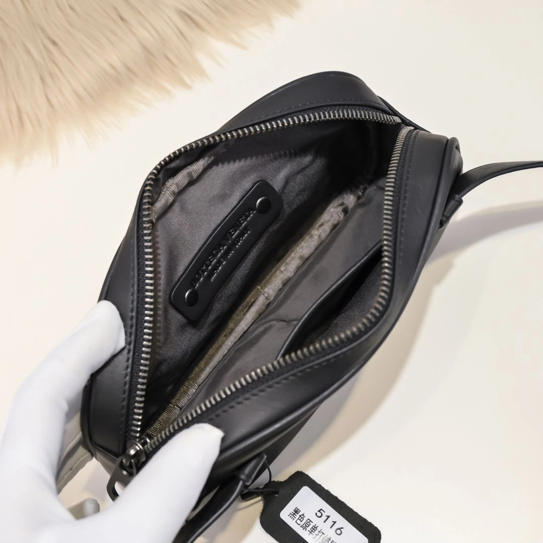 Top mirror Mens Bottega Veneta Waist Chest Packs