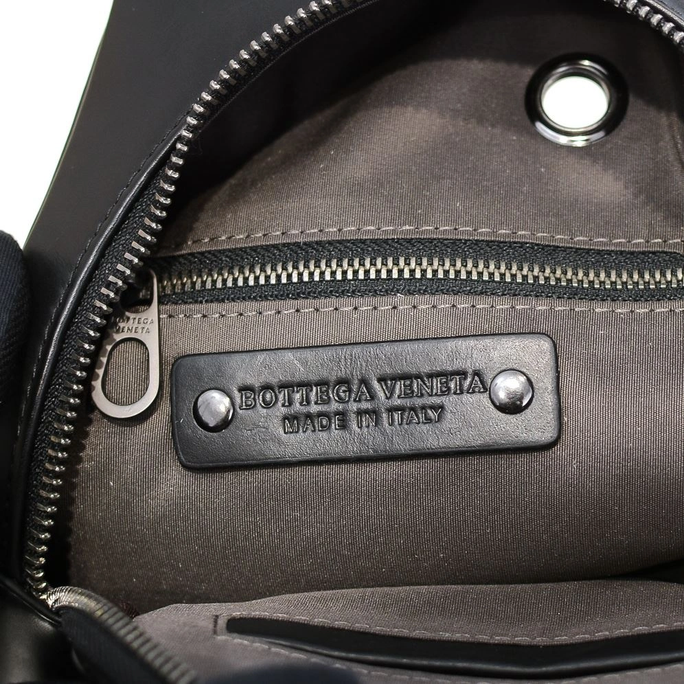 High fidelity Mens Bottega Veneta Waist Chest Packs