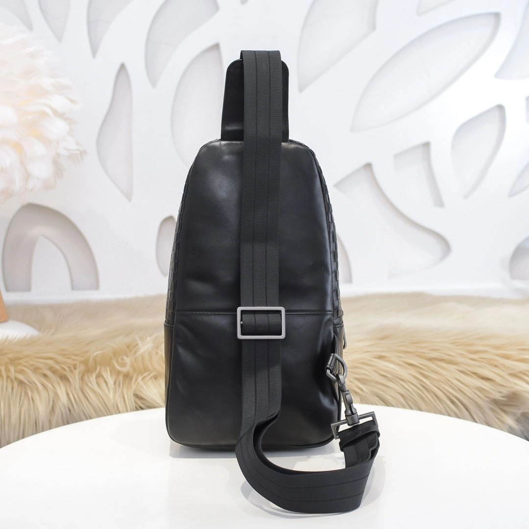 Mirror quality Mens Bottega Veneta Waist Chest Packs