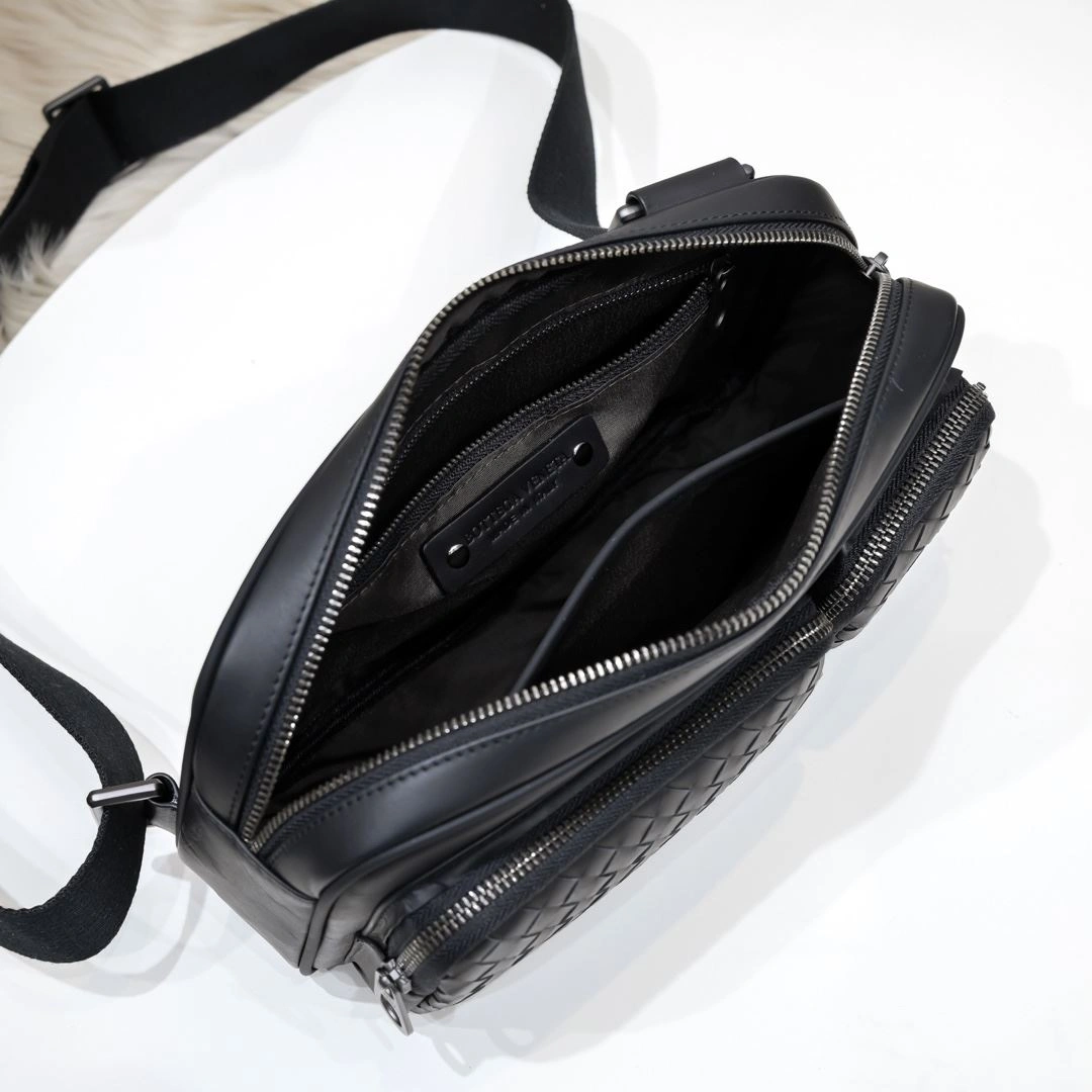 Original Mens Bottega Veneta Waist Chest Packs