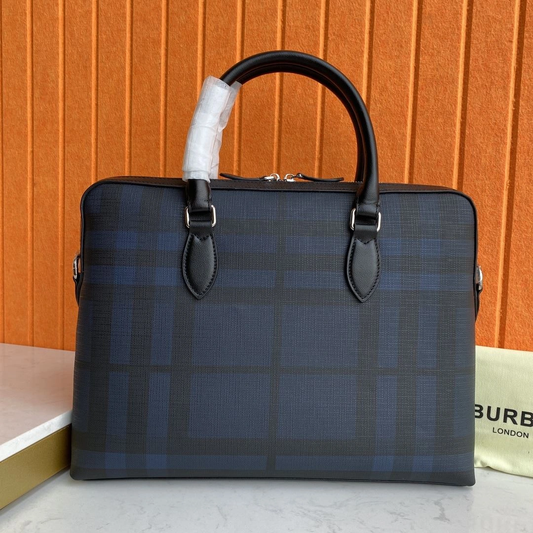 High fidelity Mens Burberry Briefcases