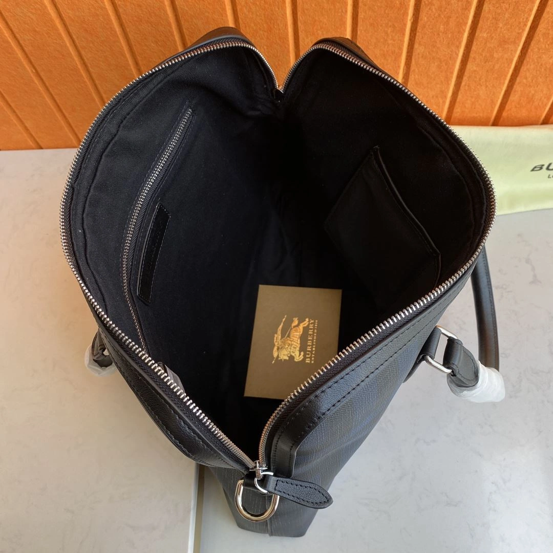 High fidelity Mens Burberry Briefcases