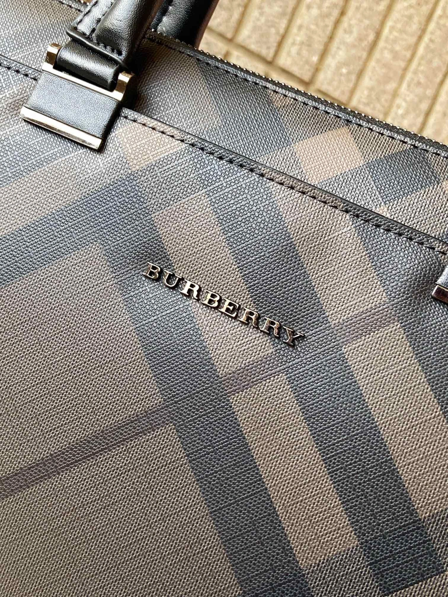 High fidelity Mens Burberry Briefcases