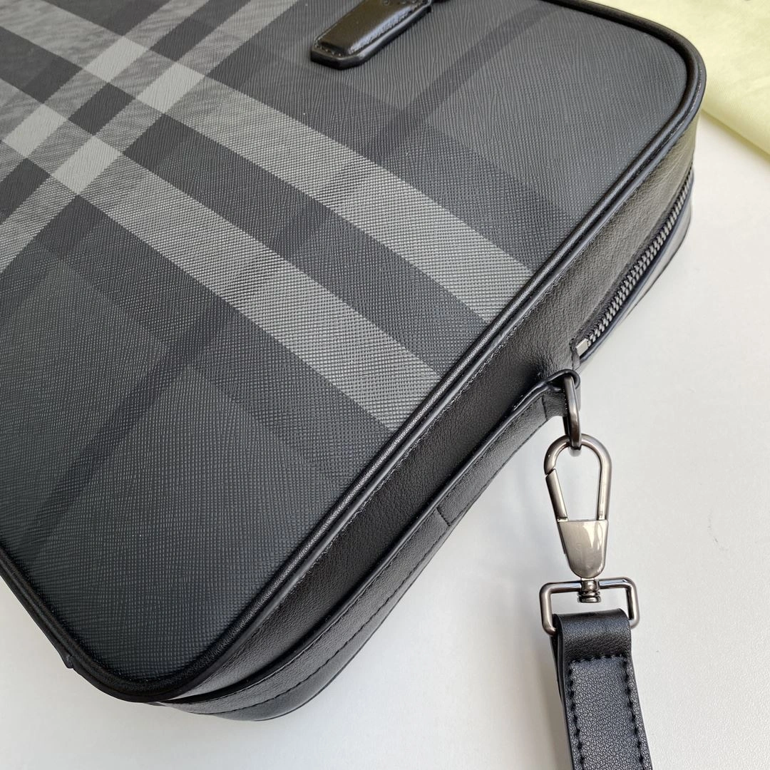 Reasonably priced Mens Burberry Briefcases