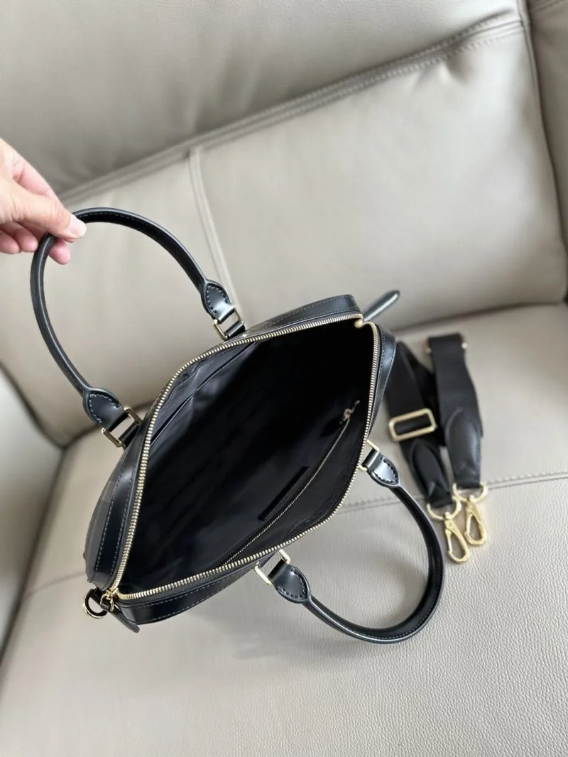 Accurate model Mens Burberry Briefcases