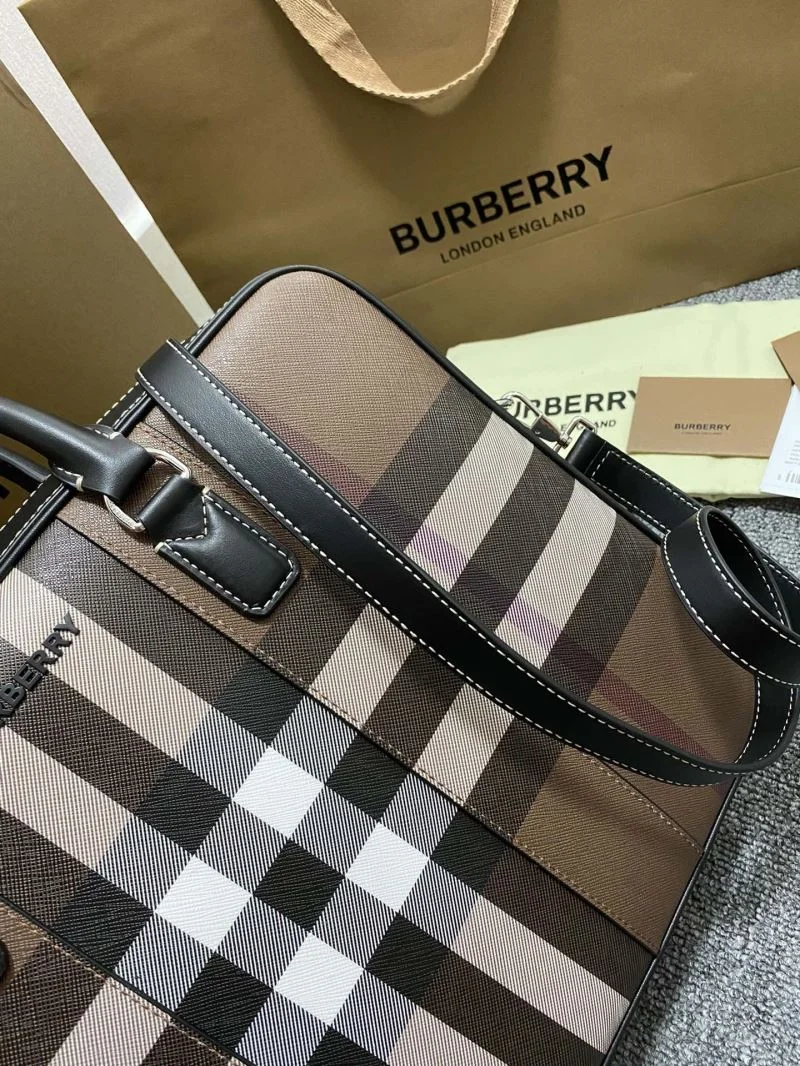 Top mirror Mens Burberry Briefcases