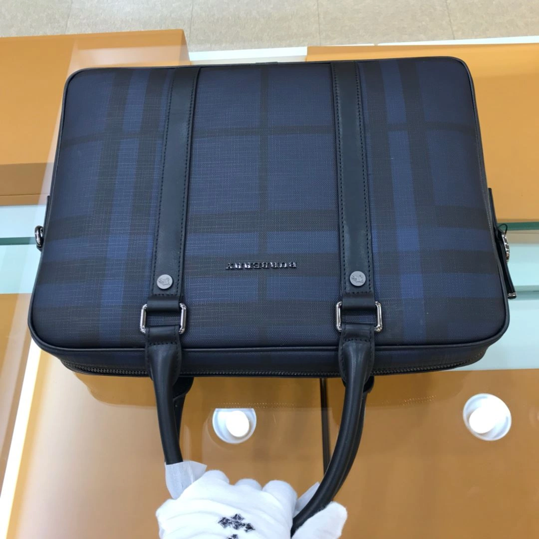 Bargain Mens Burberry Briefcases