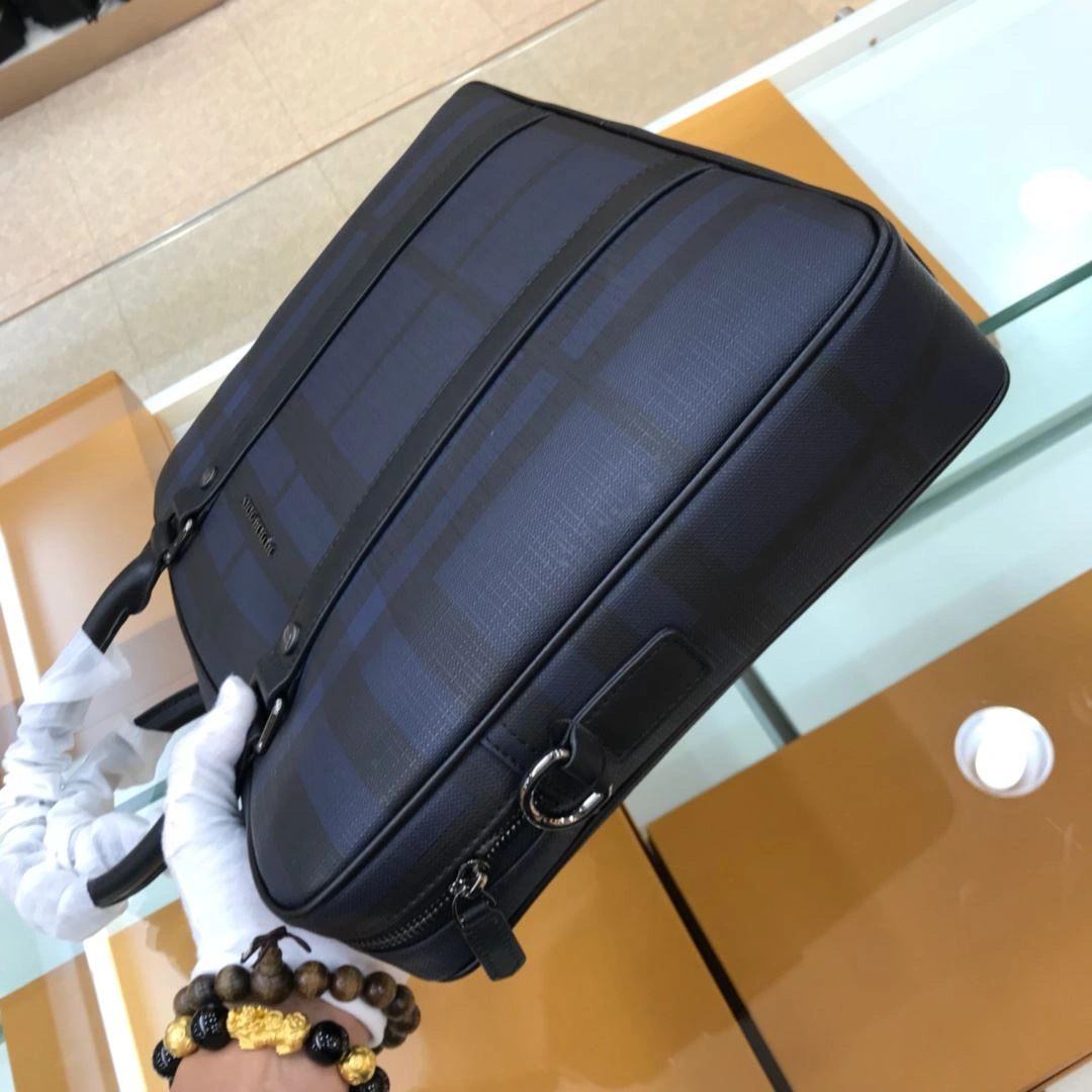 Bargain Mens Burberry Briefcases