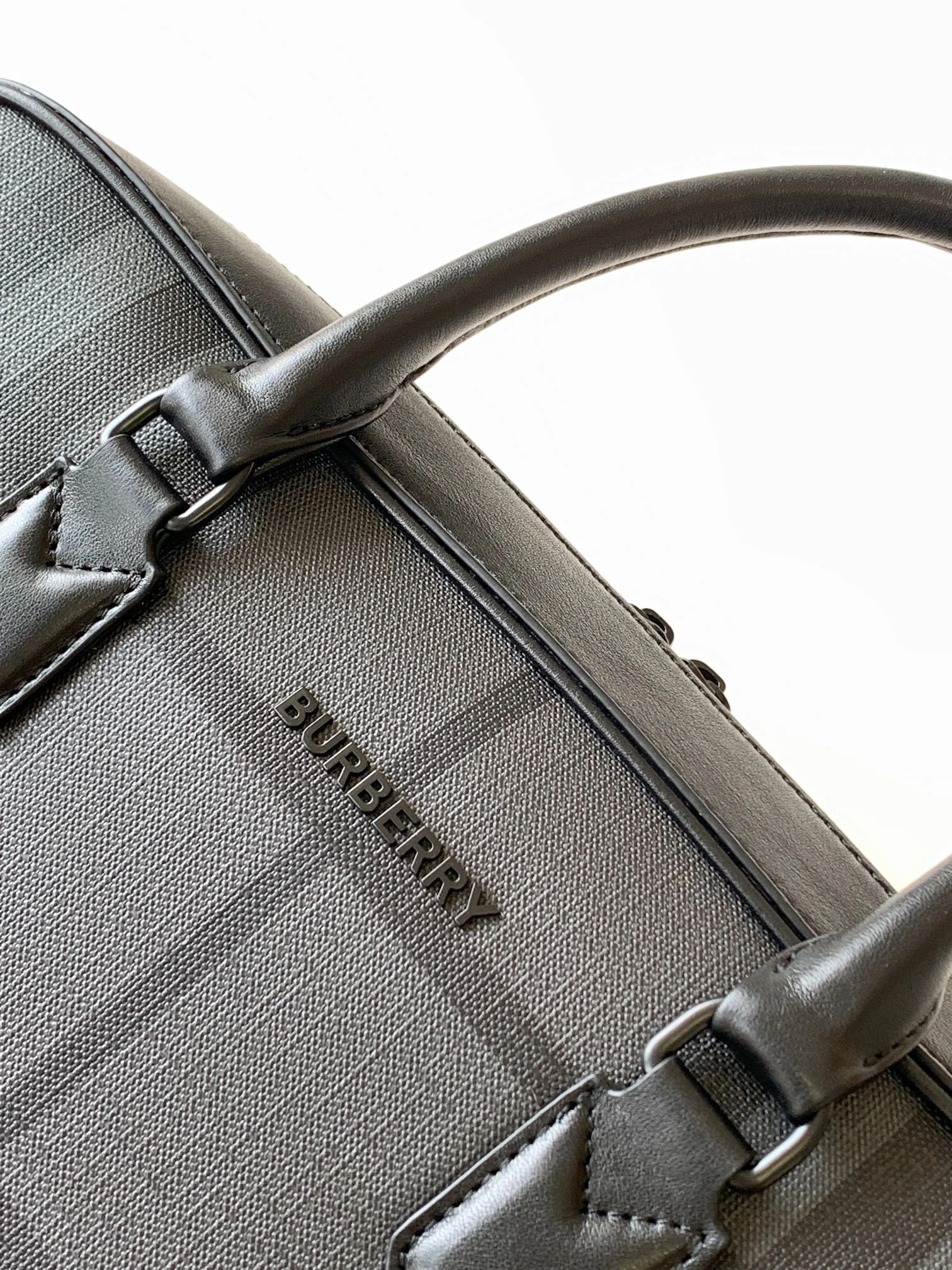 Accurate model Mens Burberry Briefcases