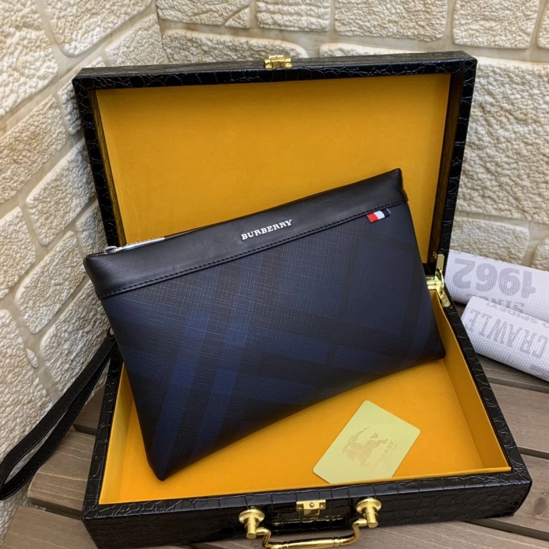 Low-cost Mens Burberry Clutch Bags